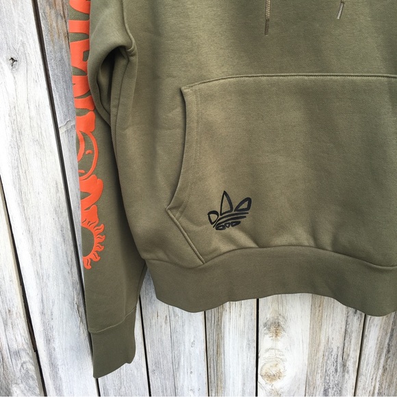 adidas Originals | Shirts | Nwt Adidas Originals Circle Logo Graphic ...